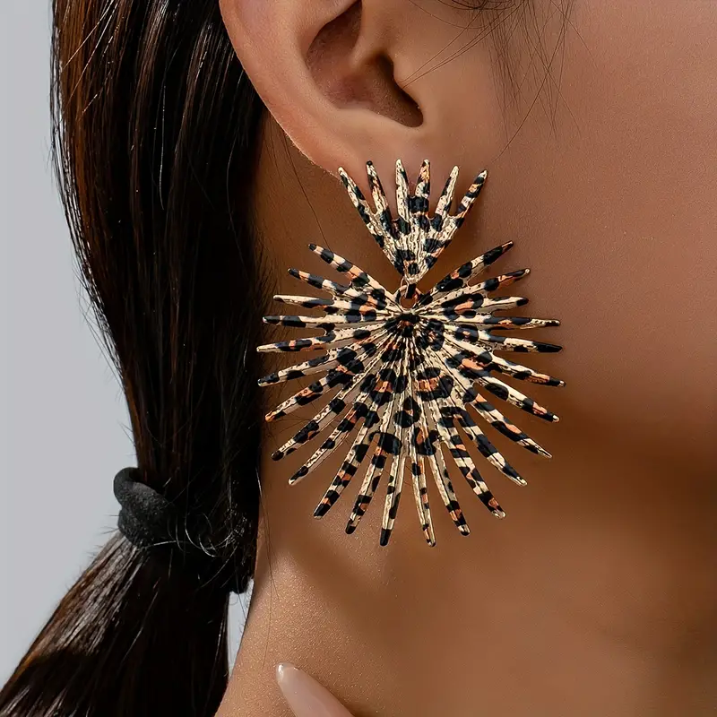 Vintage Spiny Earrings – Lyn Boutique